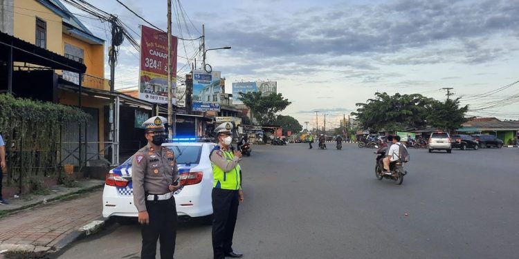 Ingat! Besok Simpang Viktor Akan Diberlakukan One Way - tangselxpress.com Ingat! Besok Simpang Viktor Akan Diberlakukan One Way - tangselxpress.com