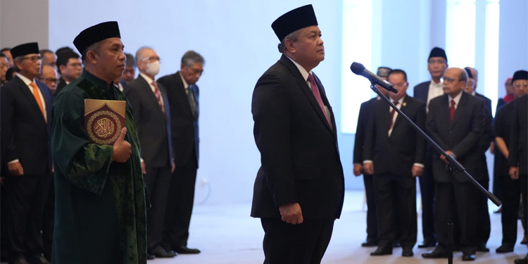 Perry Warjiyo Kembali Terpilih, Ini Susunan Dewan Gubernur BI Periode 2023-2028 - tangselxpress.com